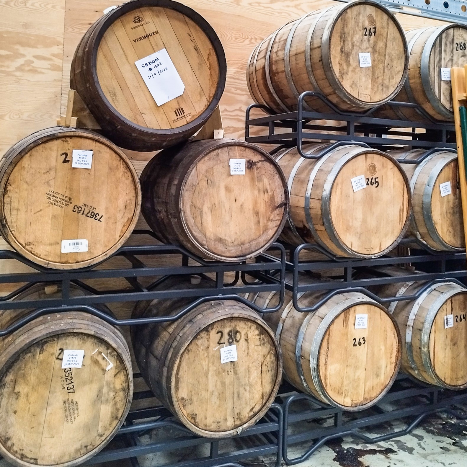 Craft beer in Gothenburg: Beerbliotek and BarlindBeer